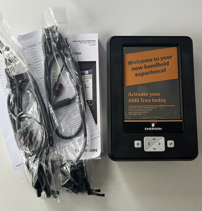 L'appareil de communication de l'EMERSON AMS TREX 475 est équipé d'un ...